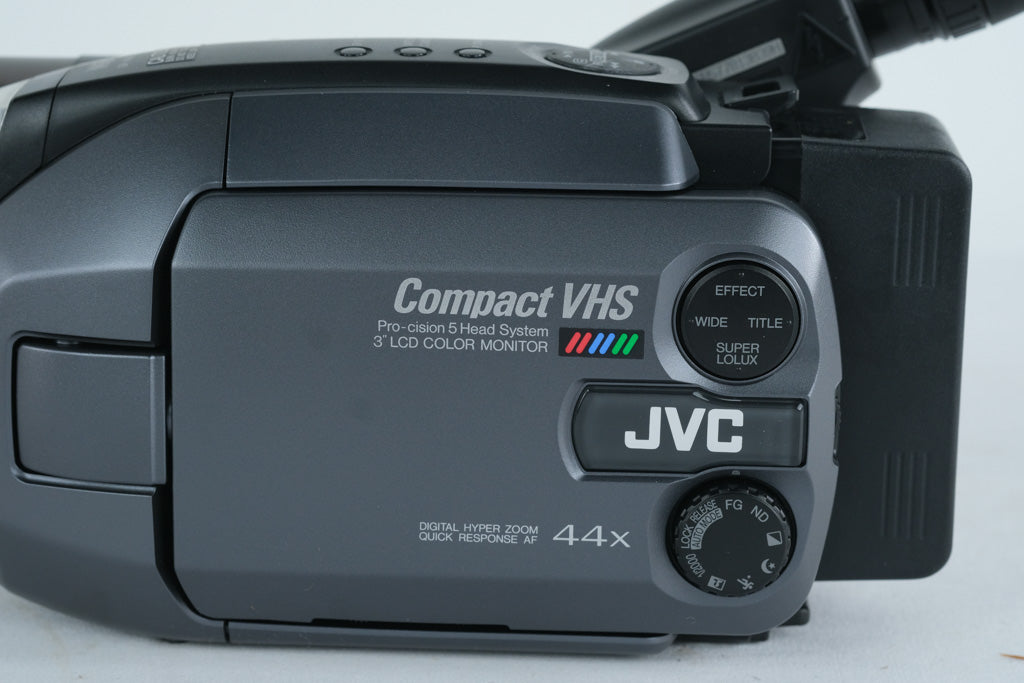JVC GR-AXM300 Compact VHS Camcorder Bundle – 44x Zoom w/ Ambico Batter ...